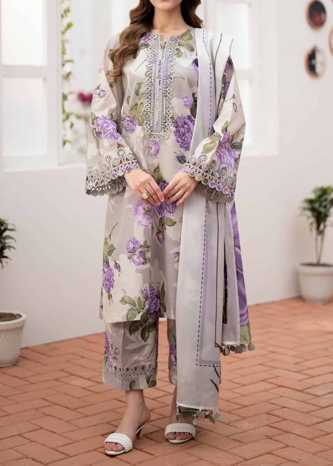 Karandi | Karandi Suit for Ladies | Karandi Sale - gracestore.pk