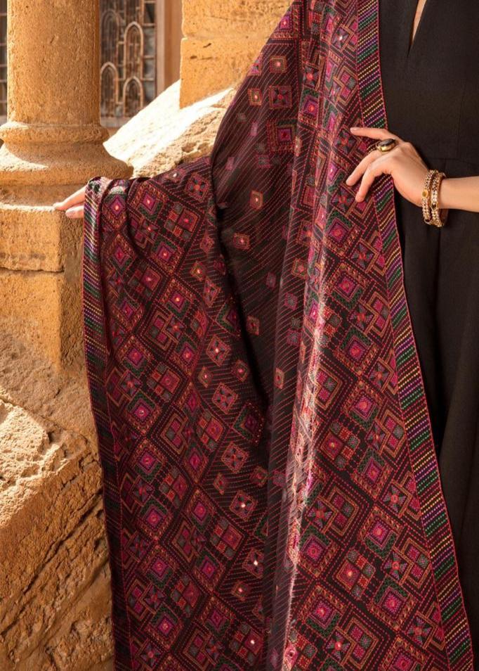 Karandi | Karandi Suit for Ladies | Karandi Dersses Sale - gracestore.pk